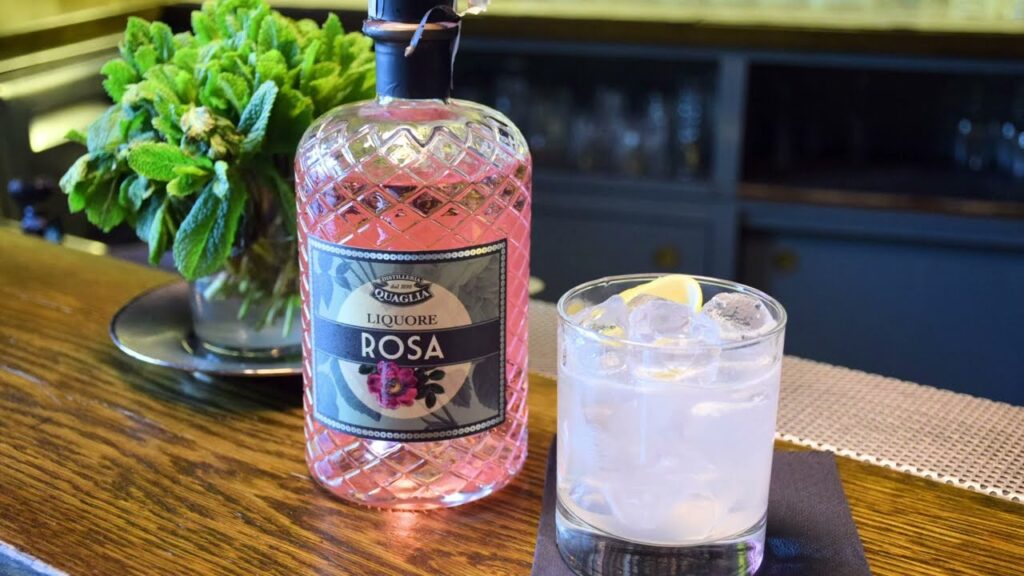 嫁ぐ娘に持たせたい100の物イタリアで人気！【ローズサワー】バールでつくるレシピ – Rose Sour